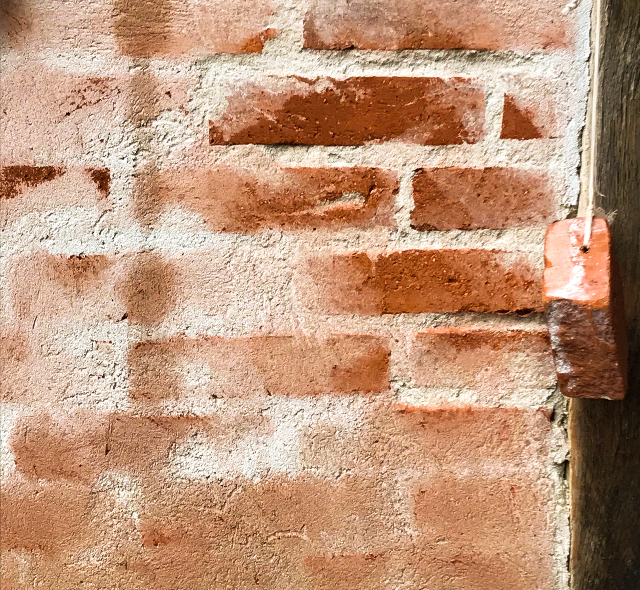 Slik påføres ulike pussystemer - Bygg og Bevar