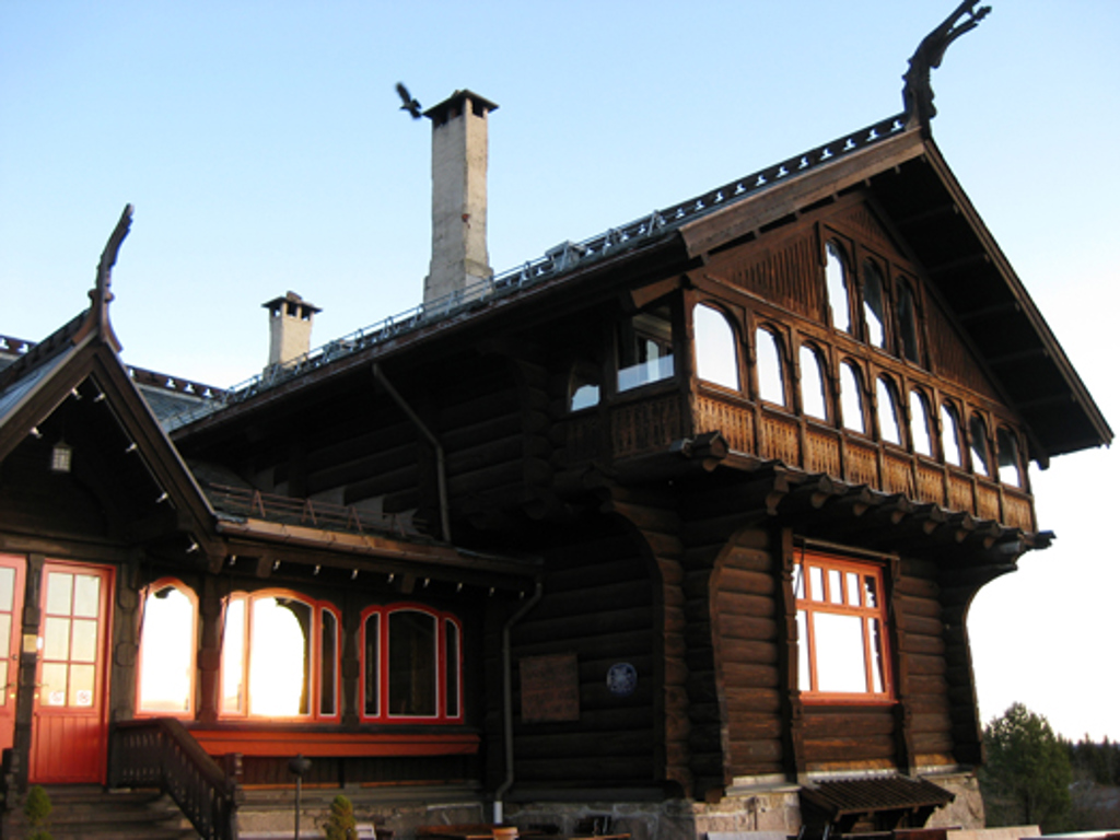 Sveitser- og dragestil - Bygg og Bevar