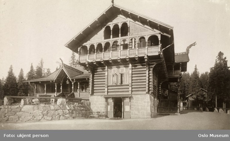 Sveitserhus - Bygg og Bevar