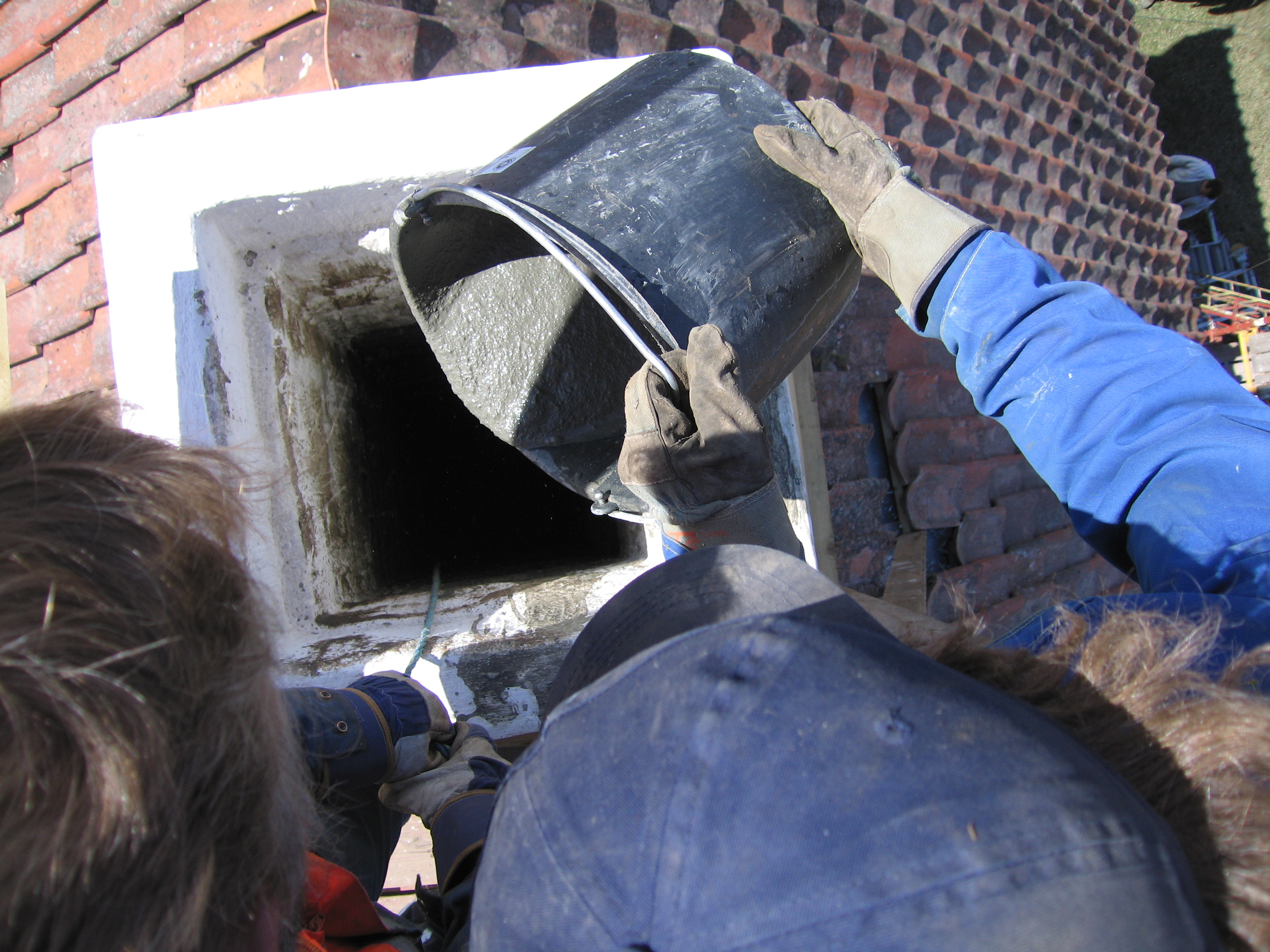 Istandsetting av leirmurt ildsted - Bygg og Bevar